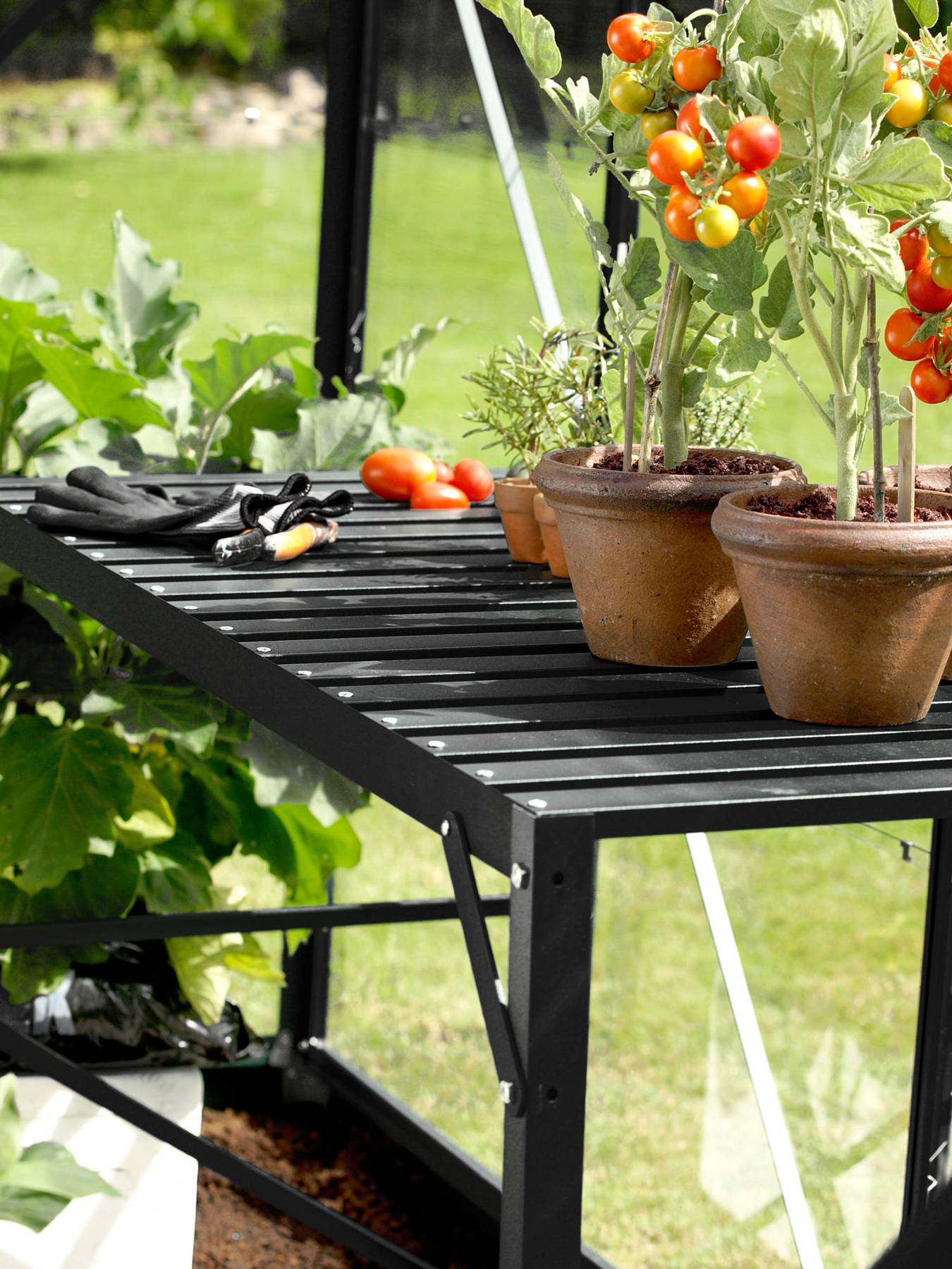 Vitavia 1 Tier Black Staging | upto 25% OFF SALE